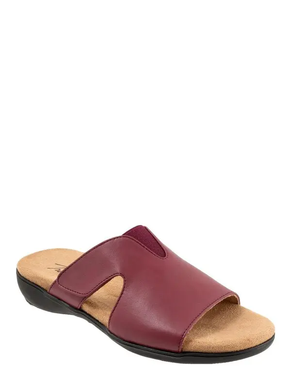 Trotters Roxine 2.0 Slide Sandal - Cherry