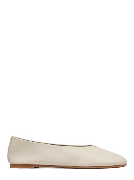 Bernardo Meredith Ballet Flat - Eggshell