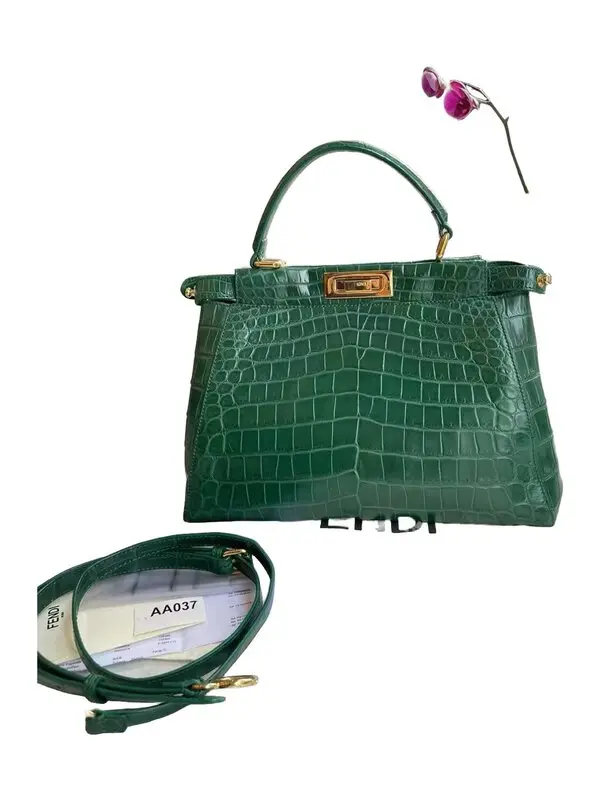 Fendi Leather Handheld Bag - Multicolor