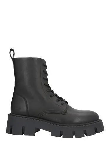 COPENHAGEN  Leather Ankle Boots With Block Heel And Lug Sole - Black