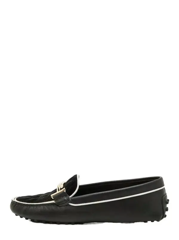 TOD'S Double T Quilted Moccasins - Black