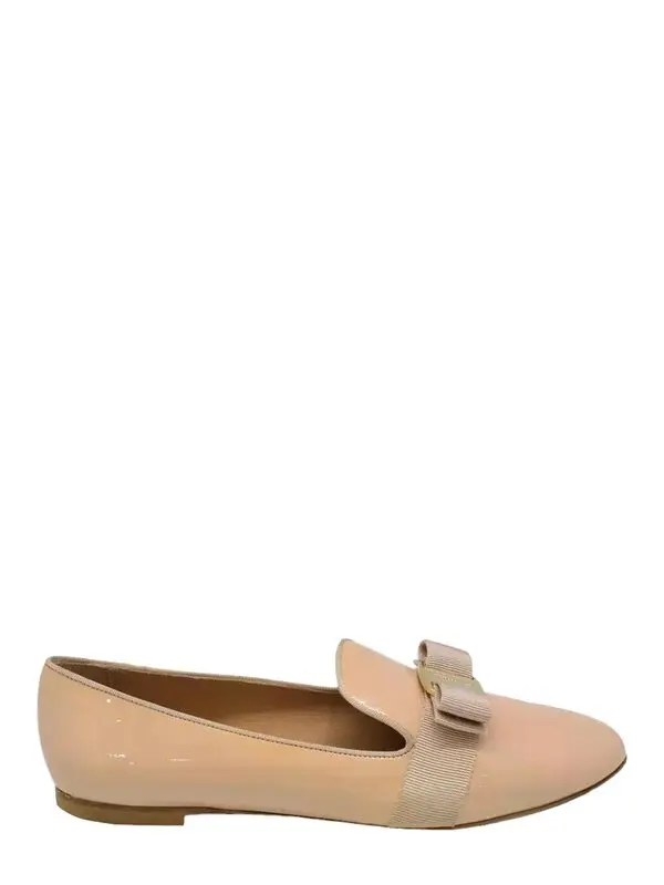 FERRAGAMO Scotty Pumps - Neutrals