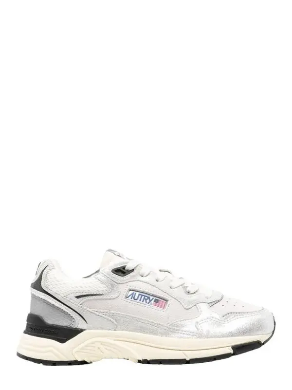 AUTRY Logo Patch Sneakers - White
