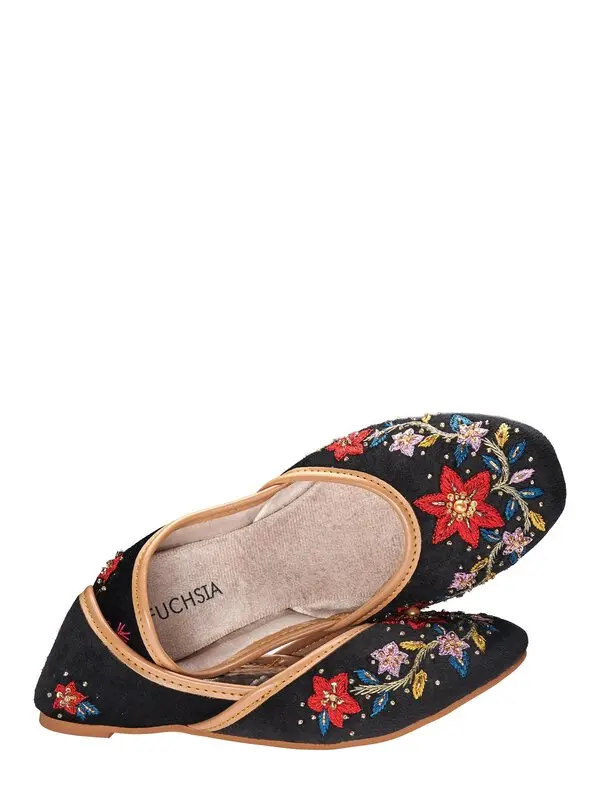 FUCHSIA SHOES Handcrafted Embroidered Velvet Jutti Flats - Black