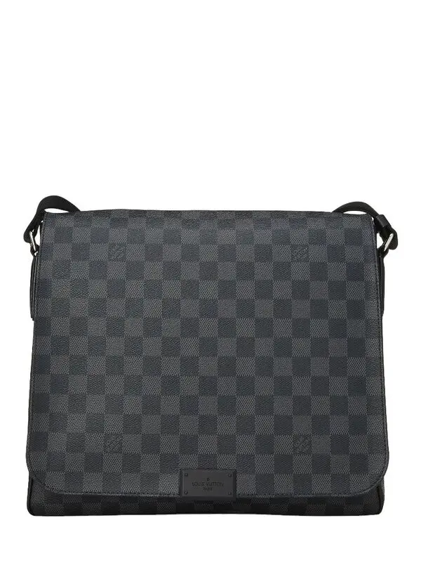 LOUIS VUITTON Damier Graphite District Messenger - Black