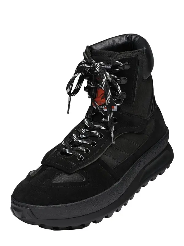 MAISON MARGIELA High Top Sneakers - Black