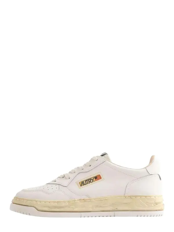 AUTRY X Maison Mihara Yasuhiro General Scale Medalist Low Supervintage Sneakers - White