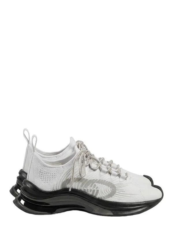 Gucci Low-top Sneakers With Rubber Double G Details - Black