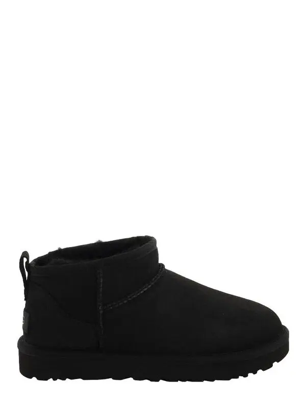 UGG Logo Boots - Black