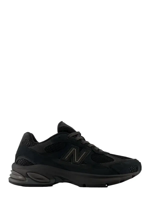 NEW BALANCE 2010 Lace-up Sneakers - Black