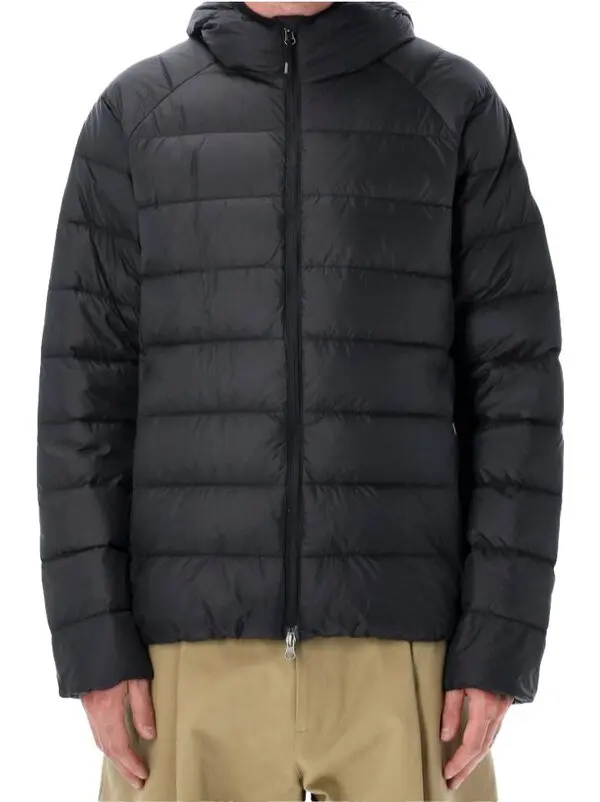 Pyrenex Hooded Down Jacket With Zip Closure - Black