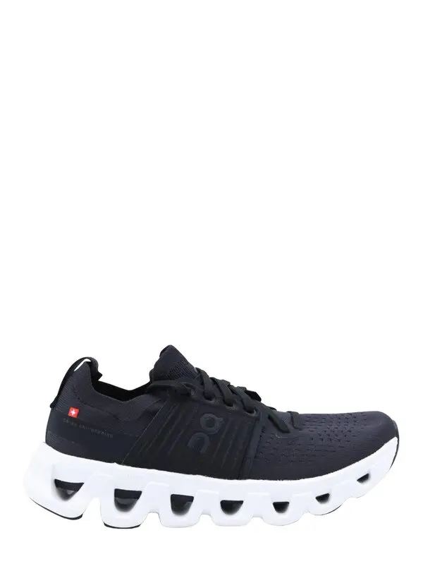 On Cloudswift 4 Technical Mesh Trainers - Black