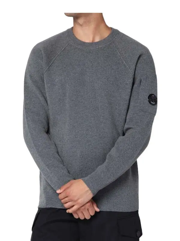 C.P. COMPANY Lens Detail Crew Neck Sweater - Grey