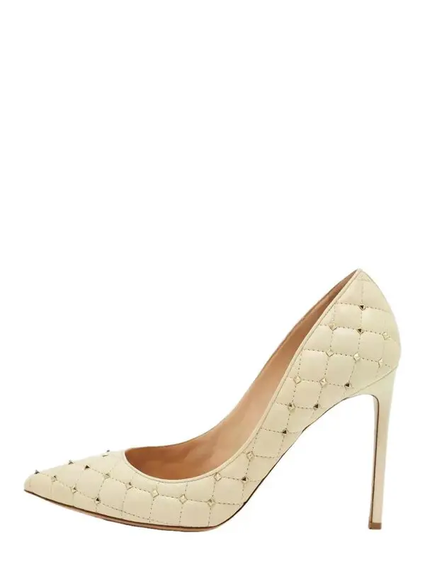 Valentino Garavani Rockstud Quilted Pumps - Neutrals