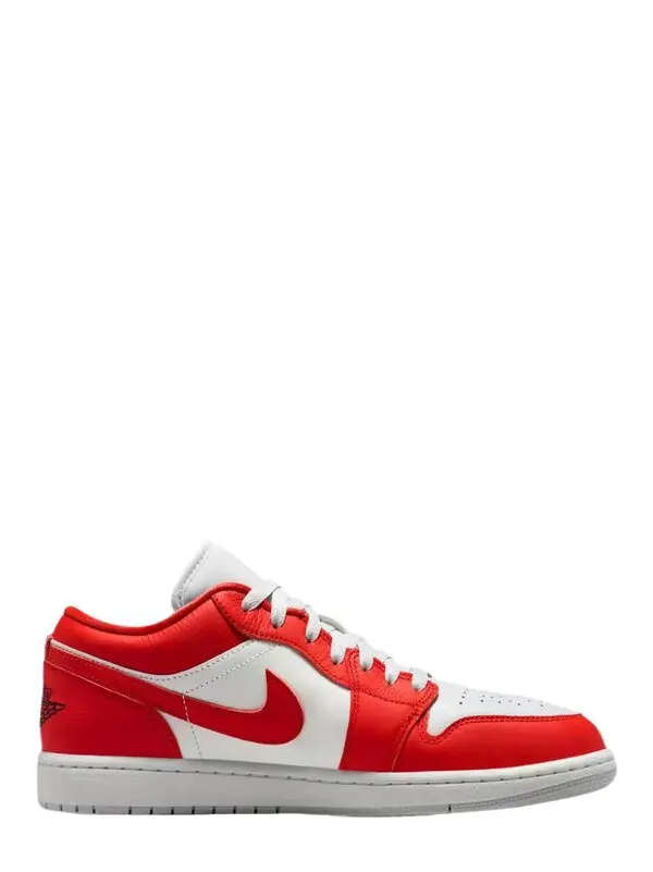 JORDAN 1 Low Se Sneakers - Red