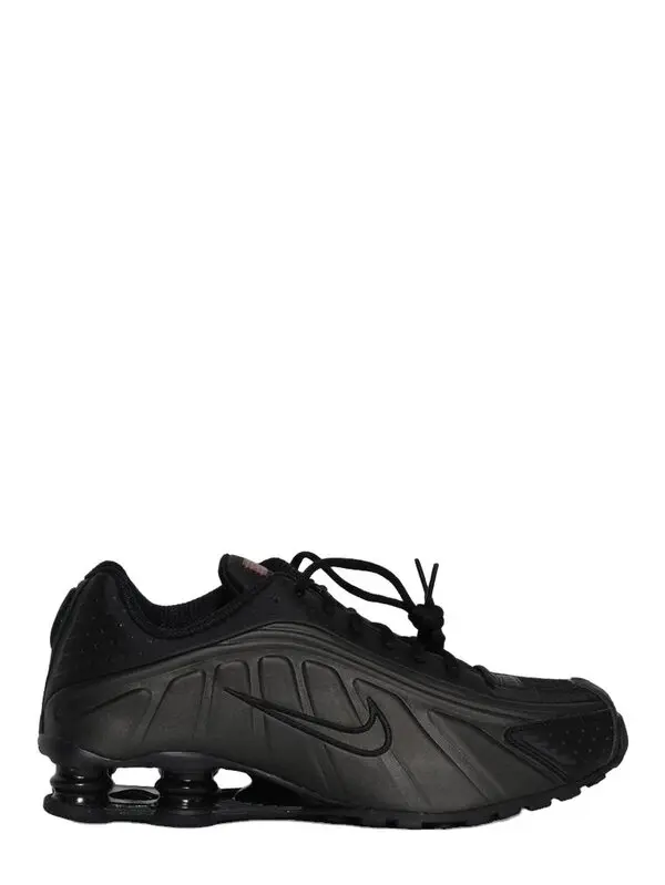 Nike Shox R4 Sneakers - Black