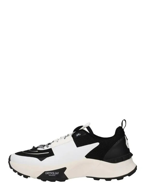 Valentino Garavani Fw25 True Act Sneakers - Black