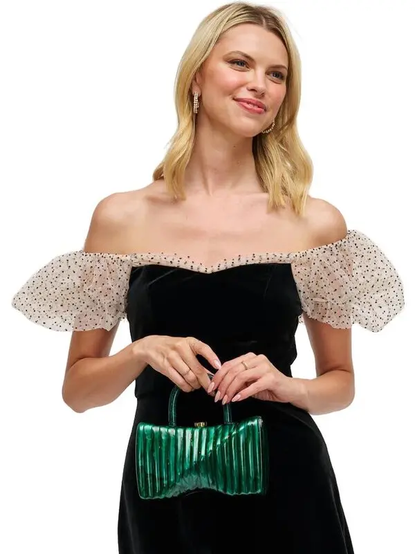 URBAN EXPRESSIONS Julie Evening Bag With Gold Hardware - Emerald
