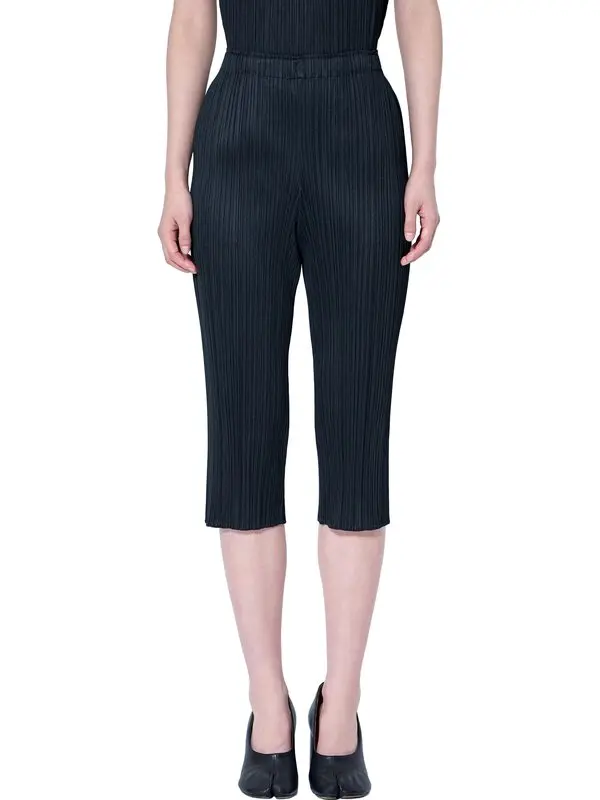 Issey Miyake Mid Rise Pleated Cropped Trousers - Black