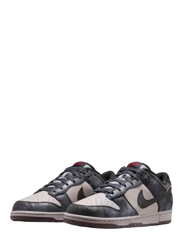 Nike Dunk Low " Suede" Sneakers - Grey