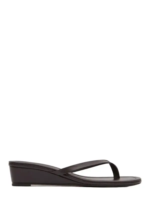 ST. AGNI Thong Wedge Sandals - Coffee