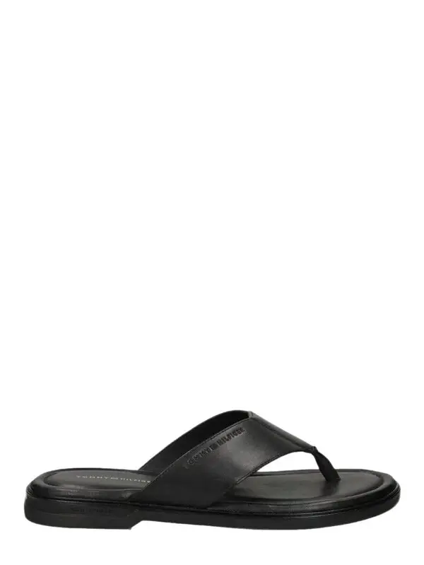 Tommy Hilfiger Embossed Logo Flip-flop Sandals - Black