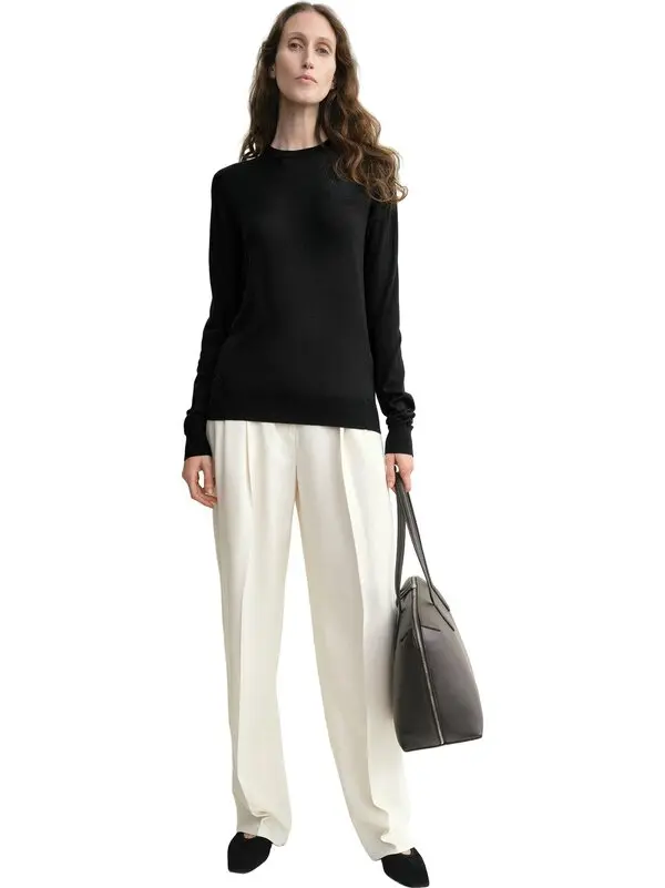 TOTEME Fine Merino Wool And Silk Crew Knit - Black