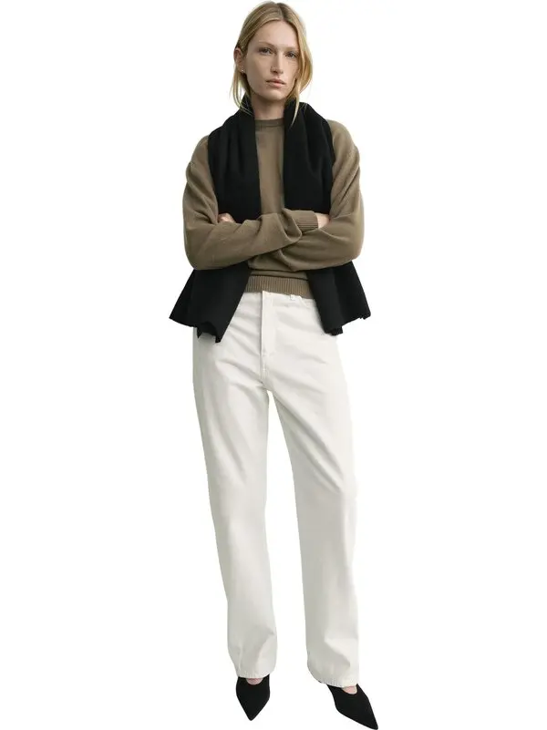 TOTEME Classic Cashmere Crew Knit - Hazel