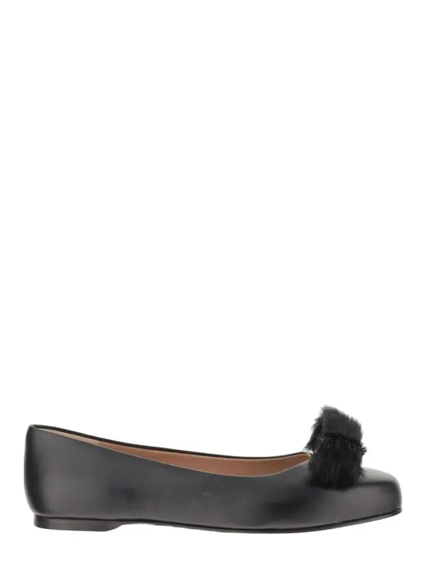 FERRAGAMO Round Toe Ballerina Flats With Embellished Bow - Black