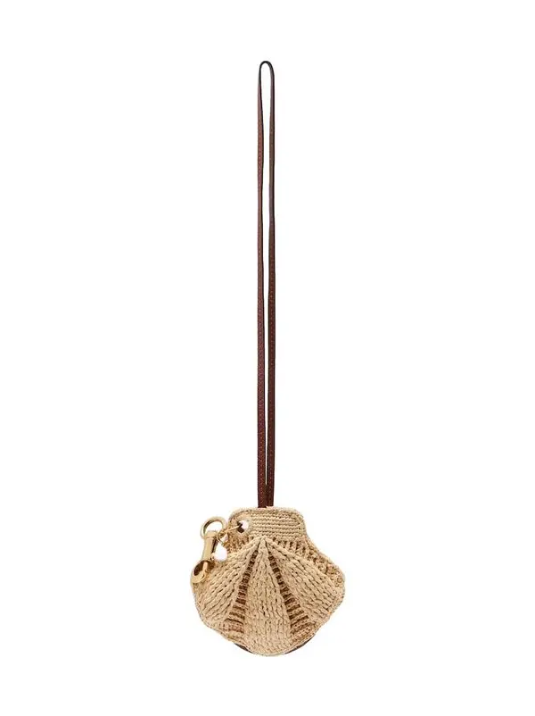 Chloé Shell Embellished Raffia Bag Charm - Beige