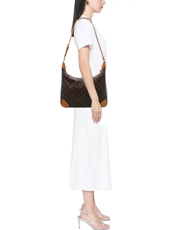 LOUIS VUITTON Monogram Boulogne Gm Shoulder Bag - Brown
