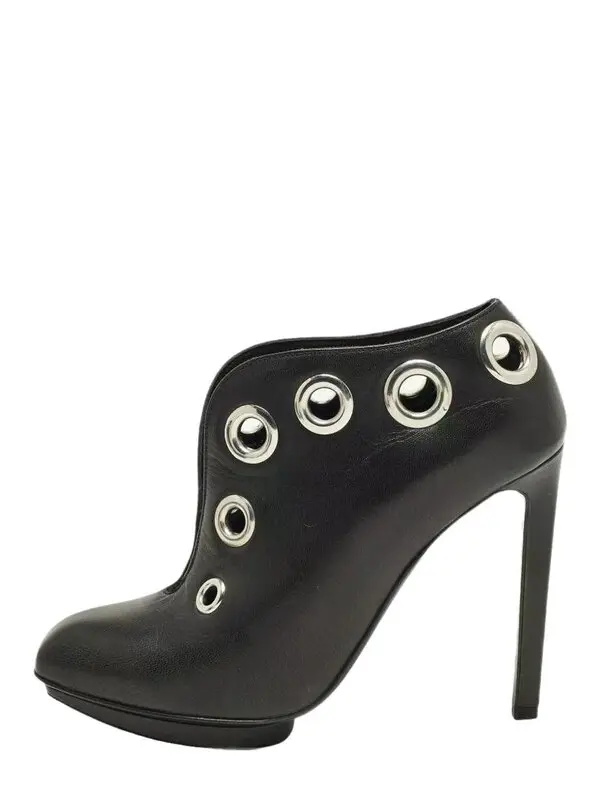 Alexander McQueen Eyelet-detail Ankle Boots - Black