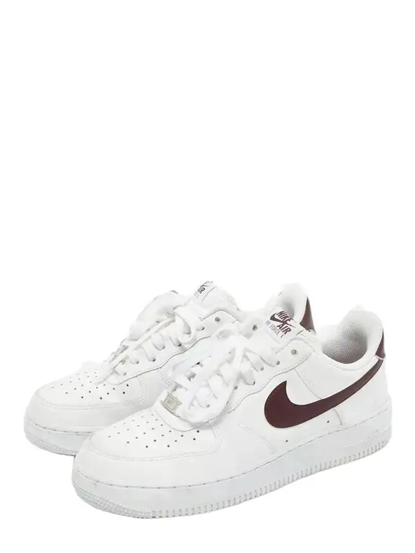 Nike Force 1 '07 Sneakers - White