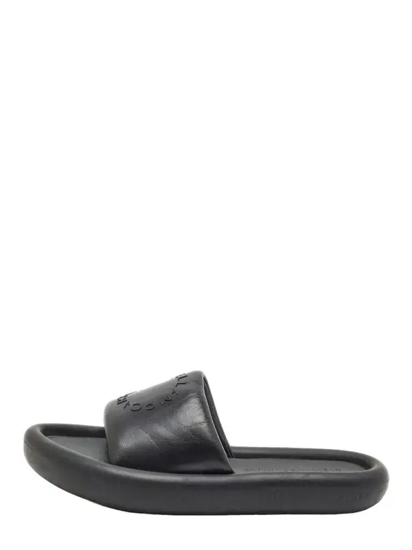 Stella McCartney Embossed Logo Slides - Black