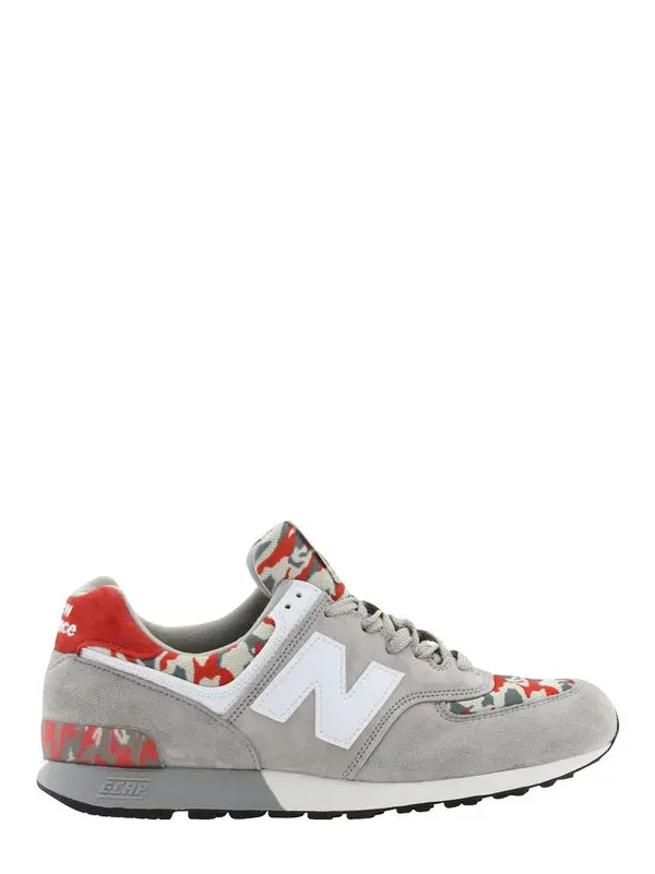 NEW BALANCE 576 Camo Sneakers - Grey