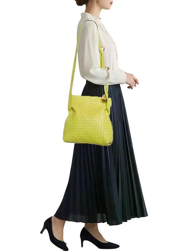 Bottega Veneta Intrecciato Shoulder Bag - Green