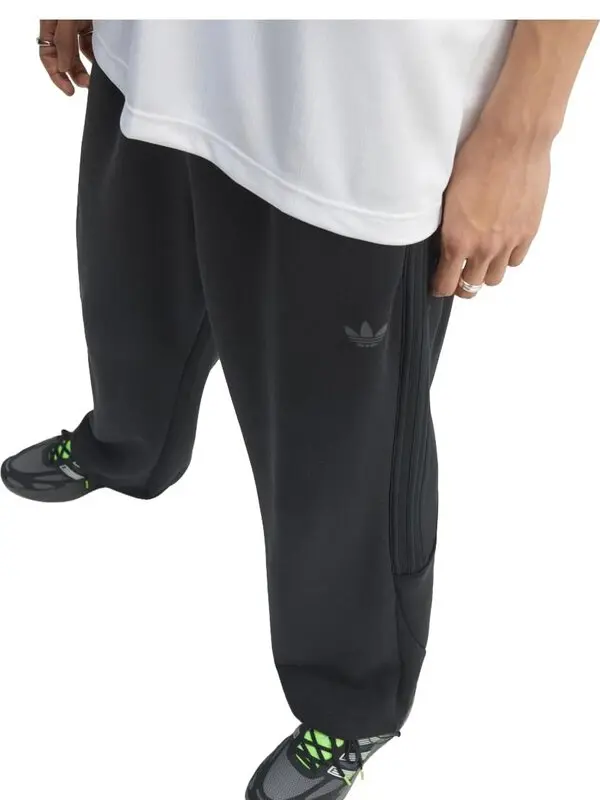 Adidas Spacer Teamgeist 26 Cutline Open Hem Pants - Black