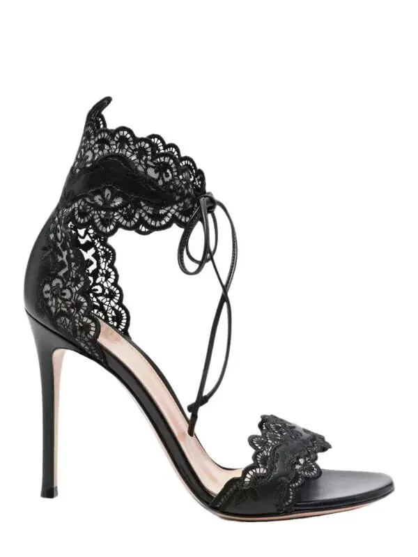 GIANVITO ROSSI Evie Sandals - Black