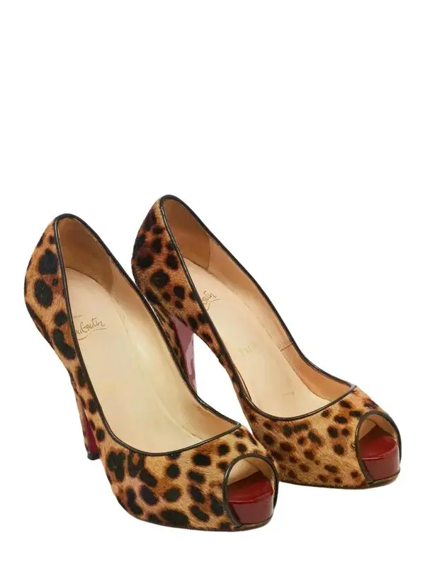 CHRISTIAN LOUBOUTIN Lady Peep Pumps - Neutrals