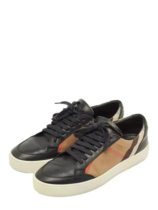 Burberry House Check Canvas Low-top Sneakers - Black