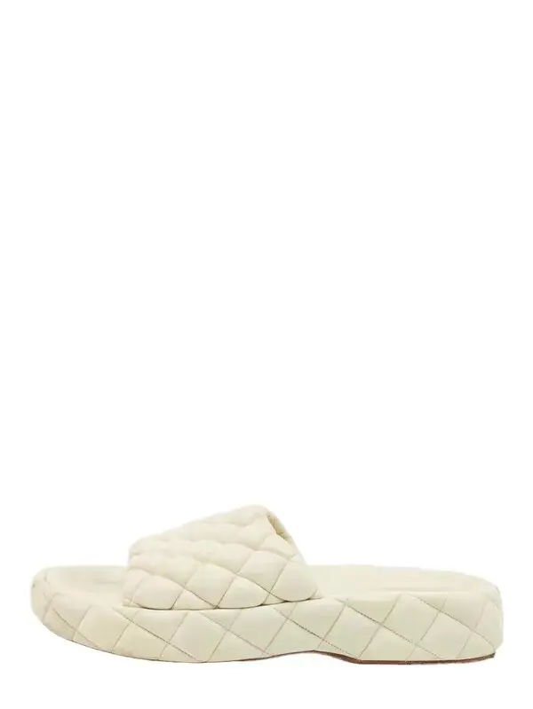Bottega Veneta Quilted Leather Sandals - Neutrals