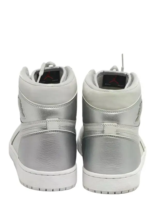JORDAN Air 1 Retro High-top Sneakers - Grey