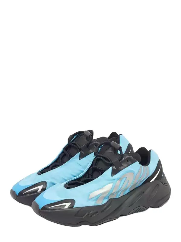 ADIDAS X YEEZY Boost 700 Mnvn Low-top Sneakers - Blue