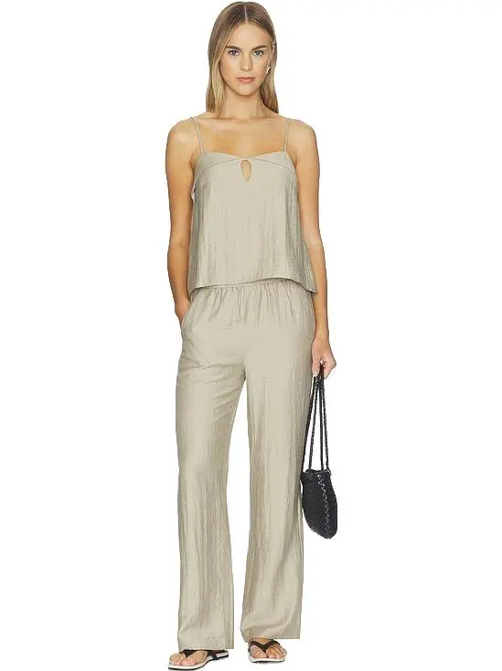 Heartloom Derby Set Tan - Doe