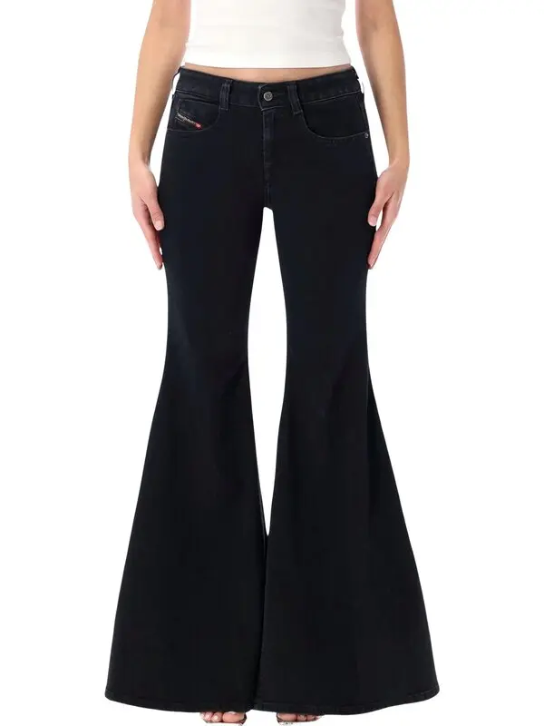DIESEL® 1970 D-bleess Flare Jeans - Black