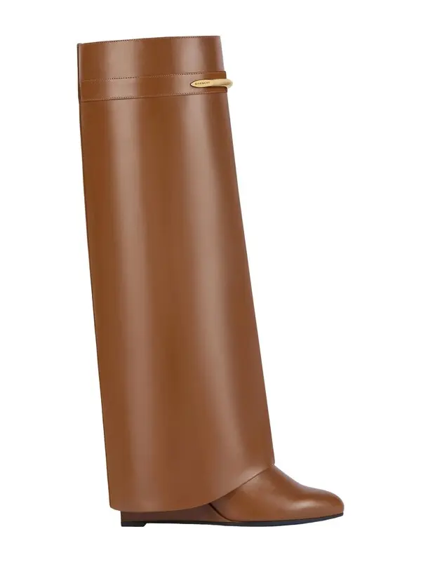 Givenchy Elegant Covered Wedge Boots With Engraved Metal Detail - Marrone
