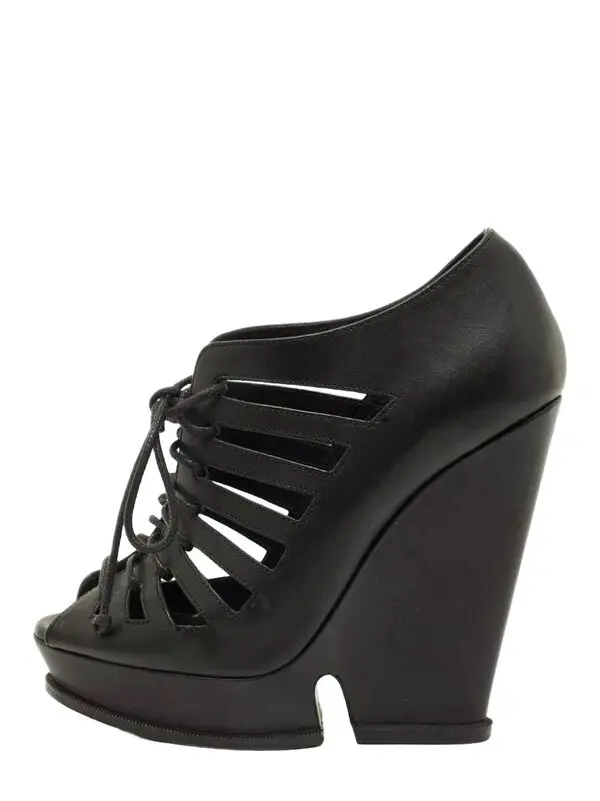 Saint Laurent Hortense Leather Ankle Boots - Black