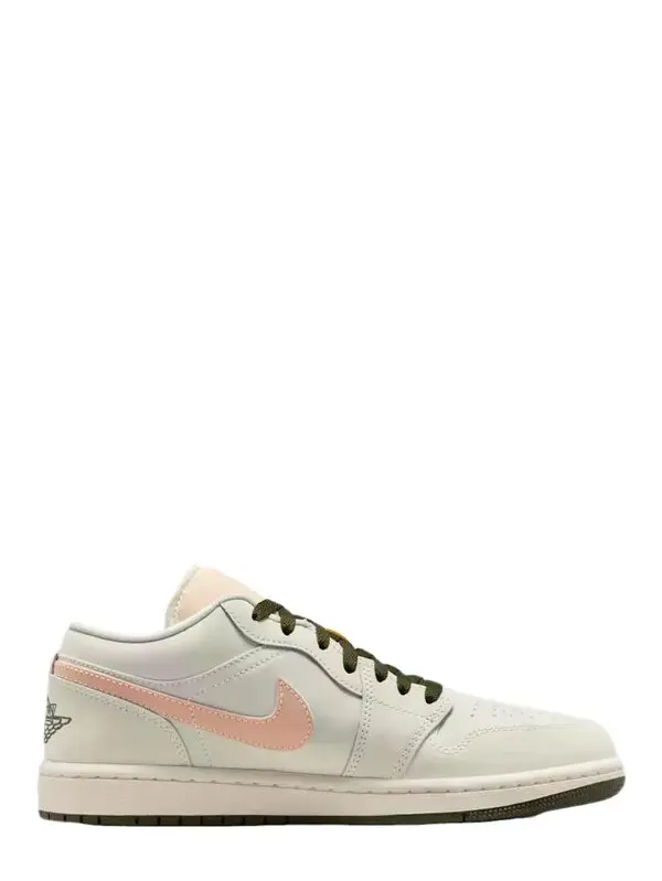 JORDAN 1 Low Sneakers - Neutrals