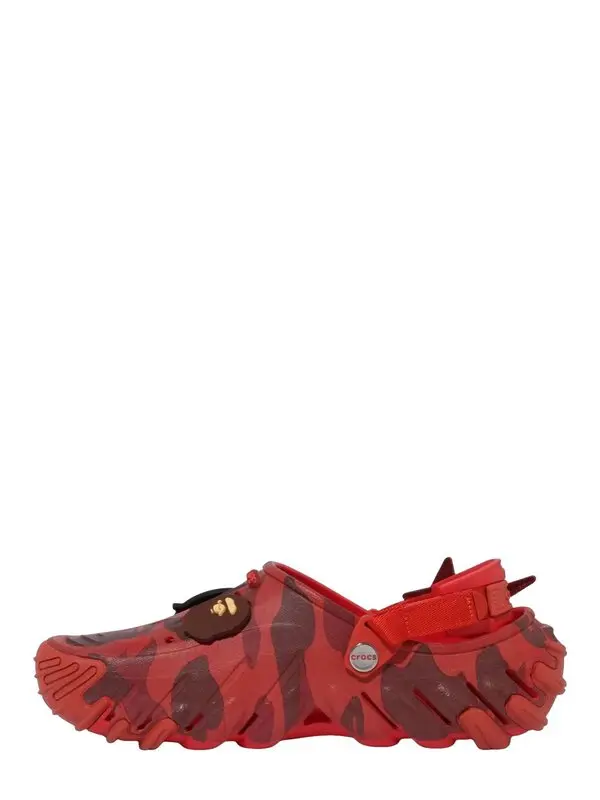 A BATHING APE X Crocs Echo Clog - Red