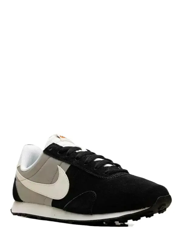 Nike Pre Montreal '17 Lace-up Sneakers - Black